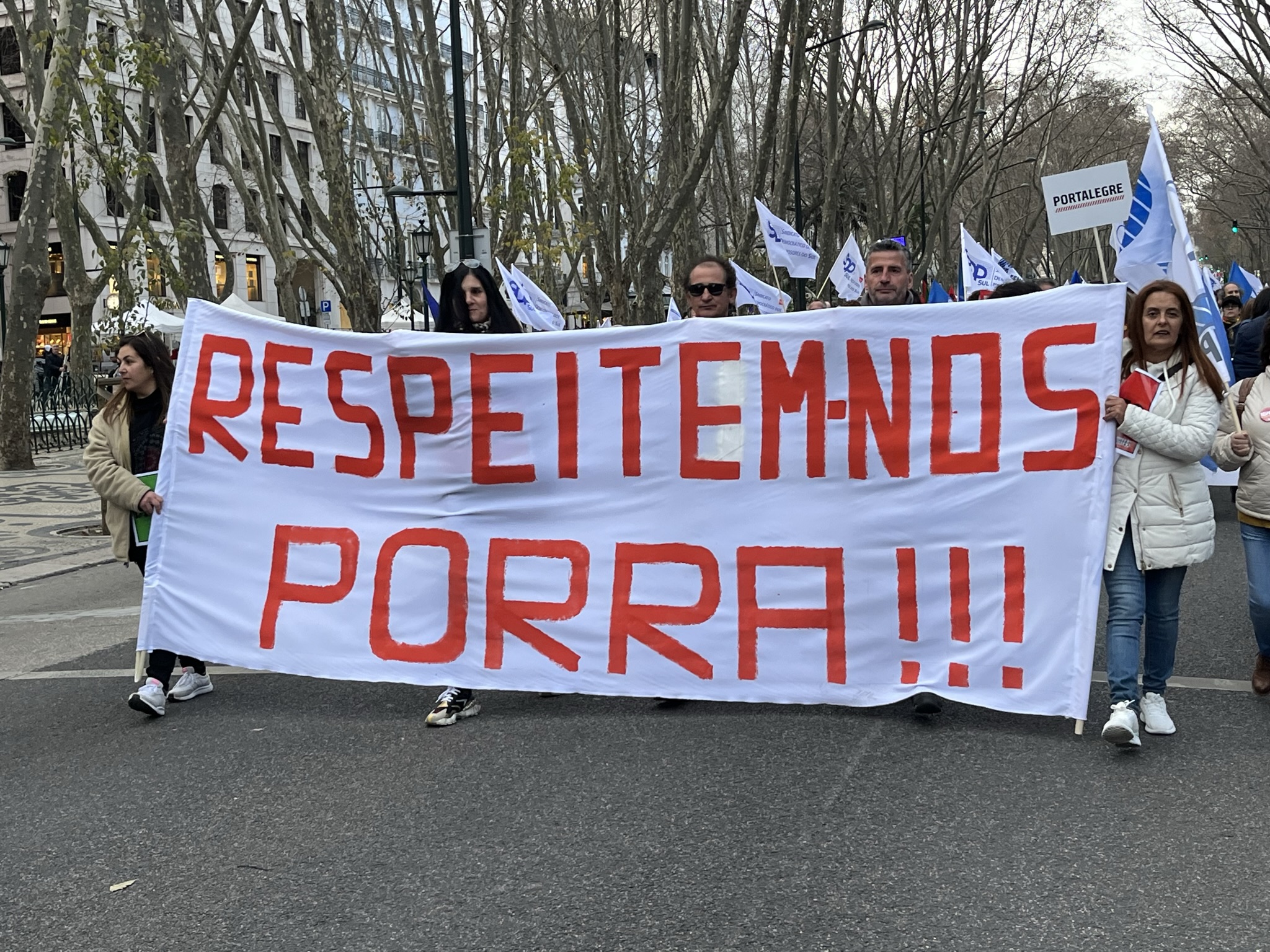 IMG_1847 – EPHEMERA – Biblioteca e arquivo de José Pacheco Pereira